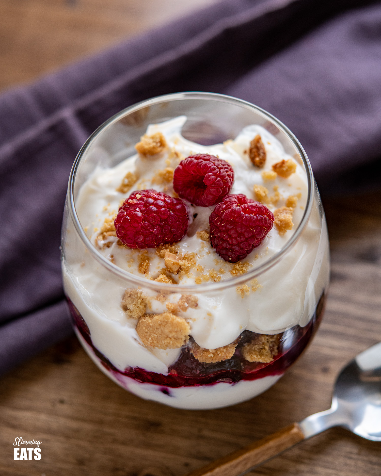 Fruity Yoghurt Shortbread Sundae | Slimming Eats Recipe