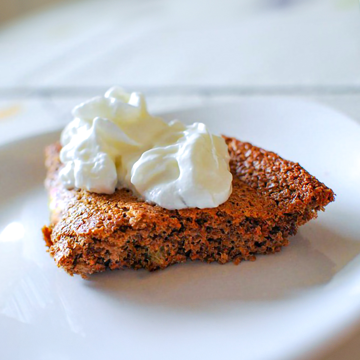 High Fibre Fruit and Spice Scan Bran Cake | Slimming Eats