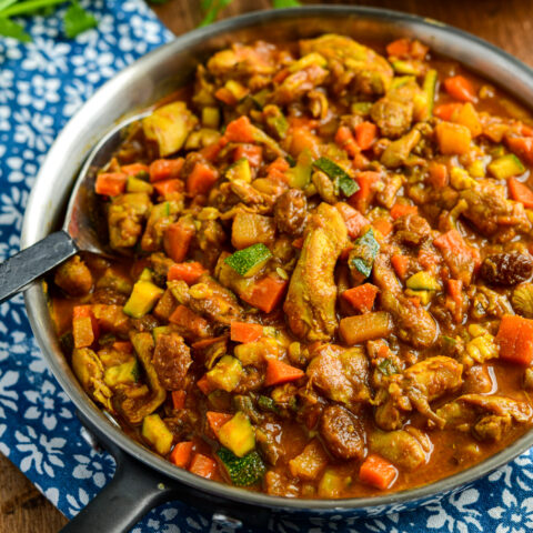Fruity Chicken Curry | Slimming Eats Recipe.