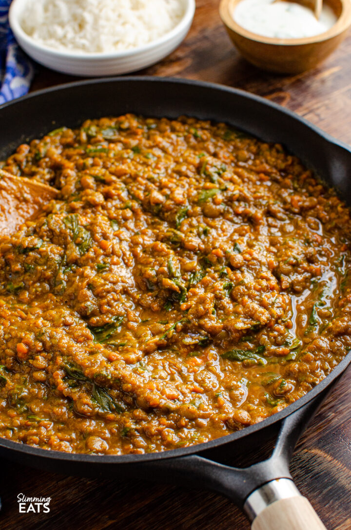 Spicy Lentils and Spinach (Stove Top and Pressure Cooker) | Slimming Eats