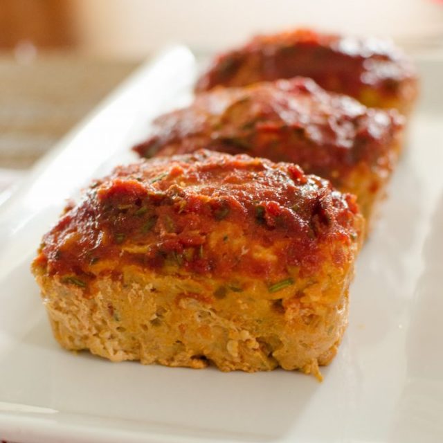 Mini Chicken Meatloaves | Slimming Eats Recipes