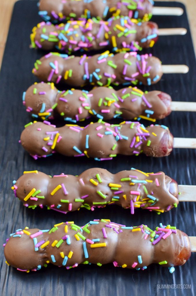 Chocolate Dipped Grapes | Slimming Eats