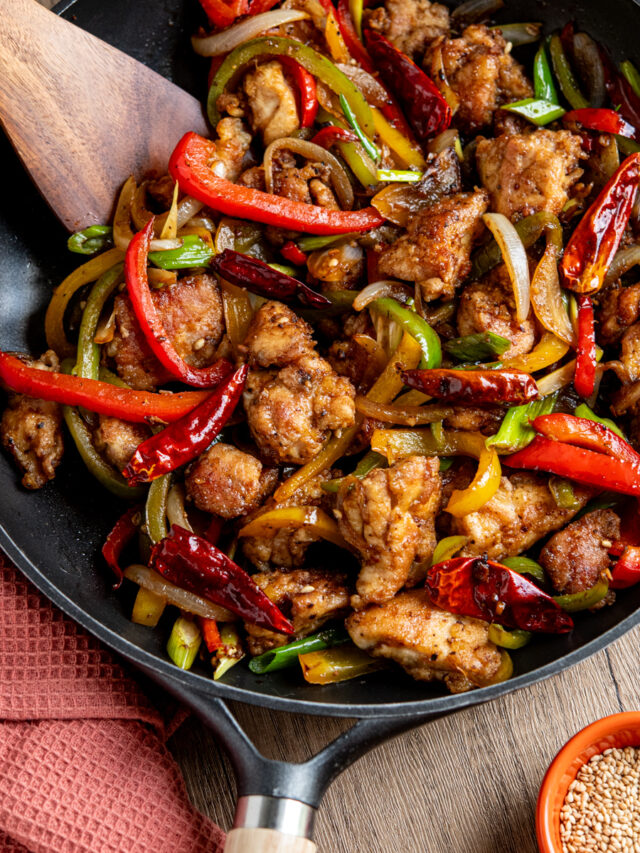 Buffalo Chicken Loaded Fries | Slimming Eats