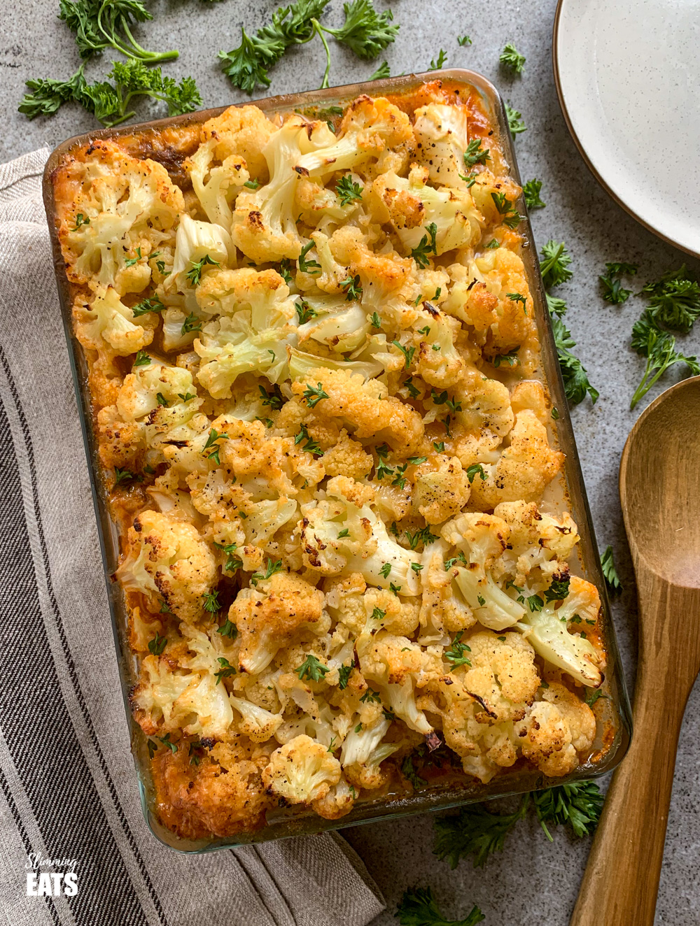 Cheesy Cauliflower Topped Pie - Slimming Recipes - Slimming Eats