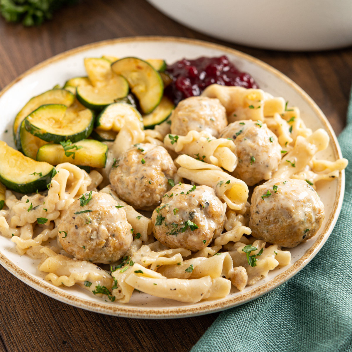 One Pot Turkey Swedish Meatball Pasta | Slimming Eats Recipe