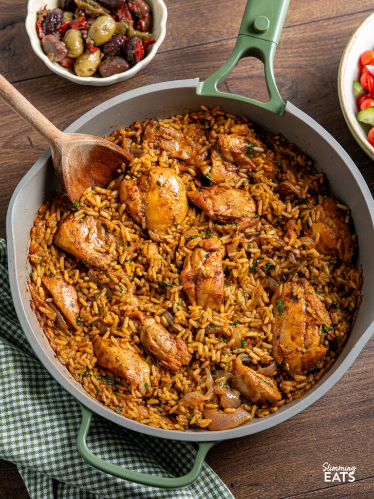 One Pot Shawarma Chicken and Rice | Slimming Eats