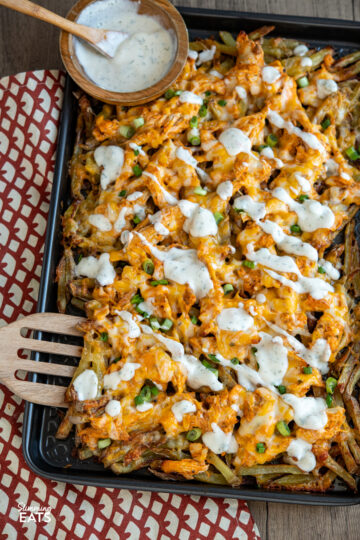 Buffalo Chicken Loaded Fries | Slimming Eats